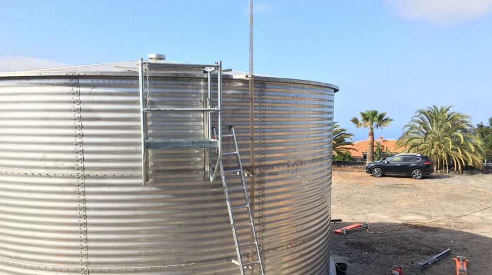 Auffangbecken aus Edelstahl für Regenwasser - Erich Stallkamp ESTA GmbH