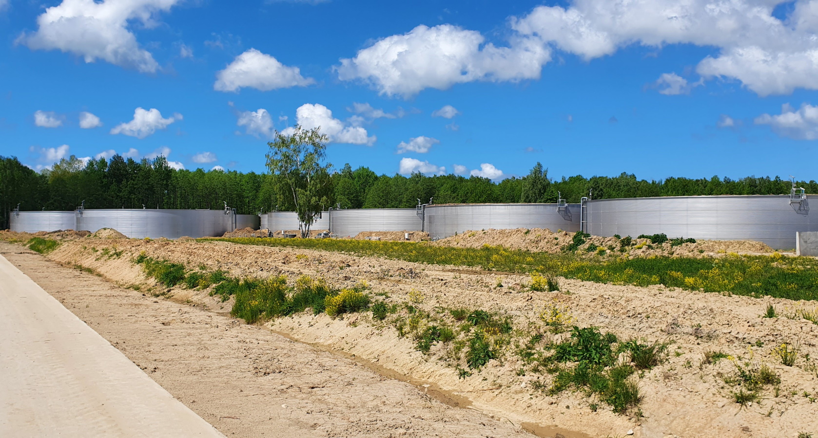 Nine Liquid Manure Tanks for Cow Farming - Erich Stallkamp ESTA GmbH