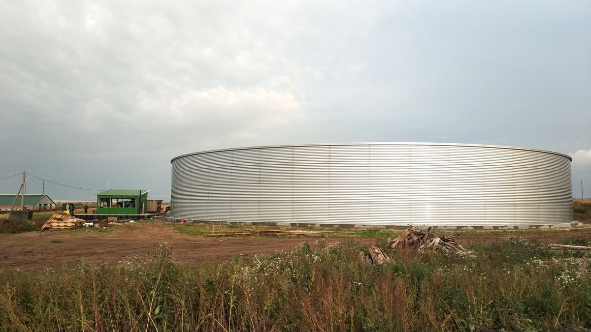 Dairy Farm Installs Manure Tank - Erich Stallkamp ESTA GmbH